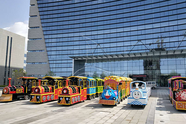 Electric Mall Train for Sale | $7,000-$18,000 | Multiple Styles | Dinis